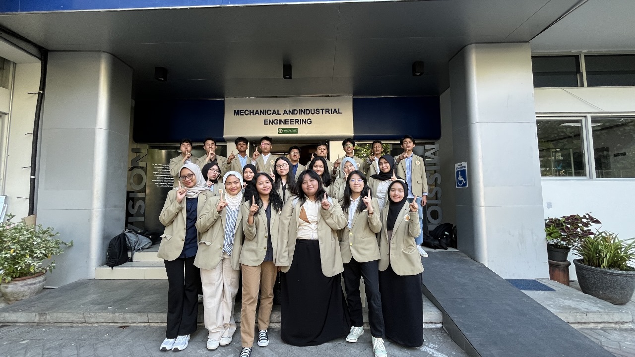 Mahasiswa Angkatan Pertama IUP Teknik Industri UGM Ikuti Kuliah Perdana ...