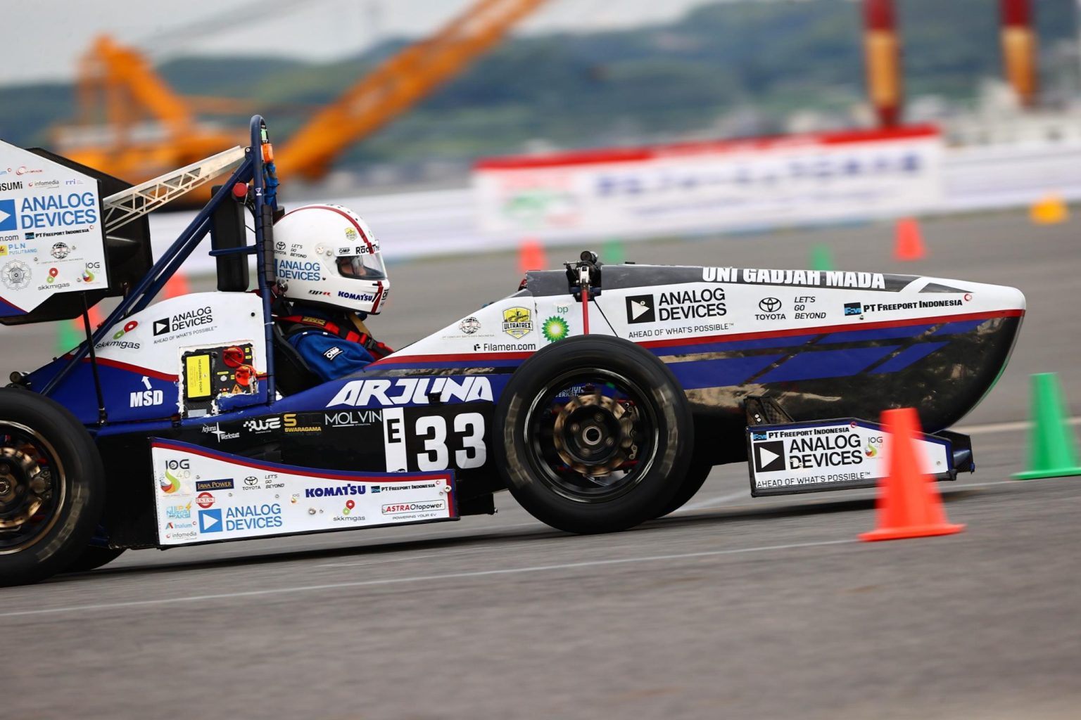 Arjuna EV UGM Ukir Sejarah di Ajang Internasional FSAE Japan 2025 – DTMI